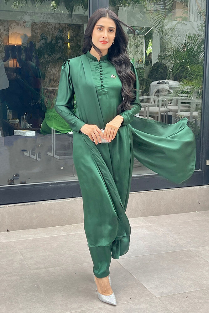 Shop Luxury Dresses - Quality, Style and Elegance | Mariyam D. Rizwan